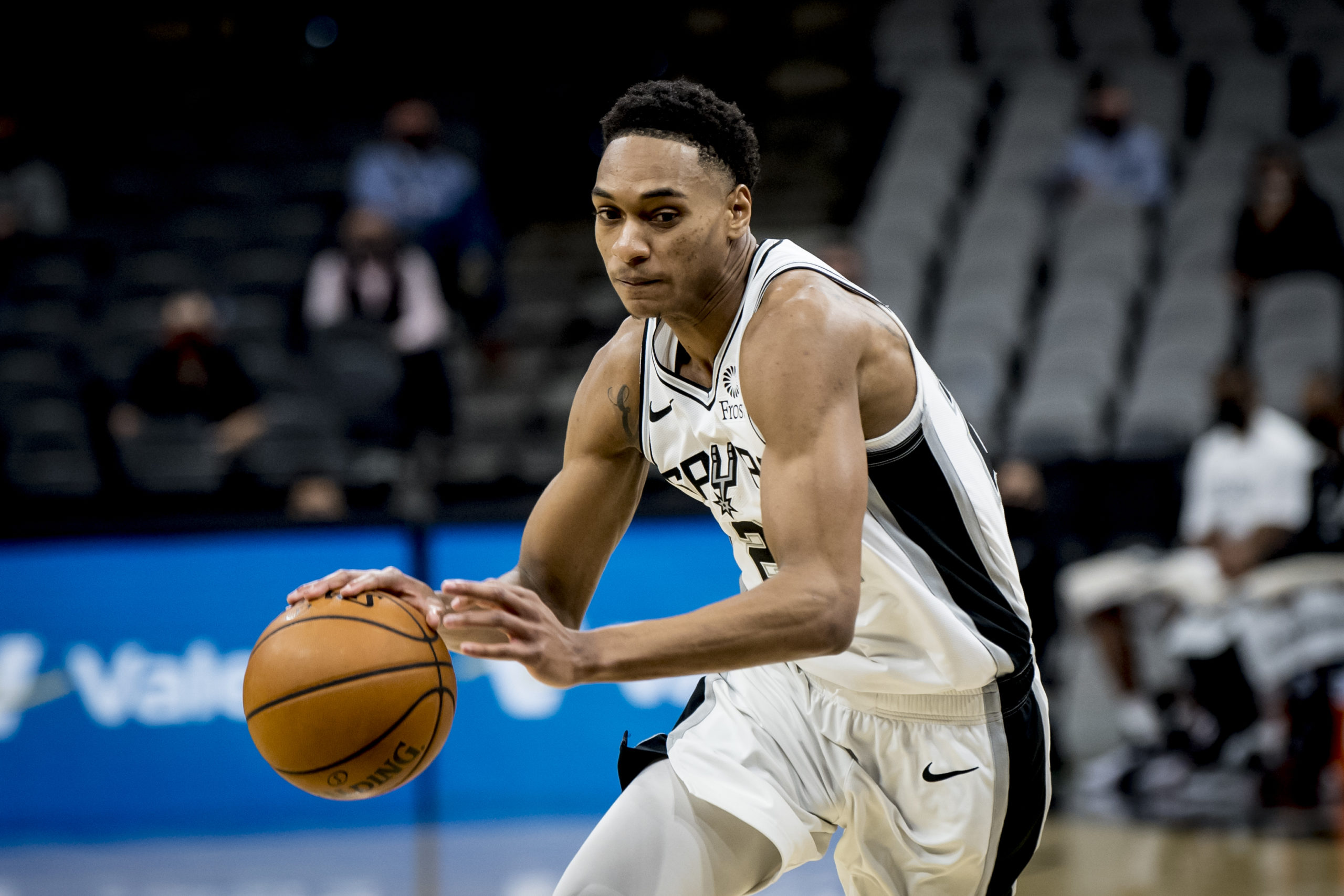 Devin Vassell Wants You to Bring a Jar of Peanut Butter to the Spurs ...
